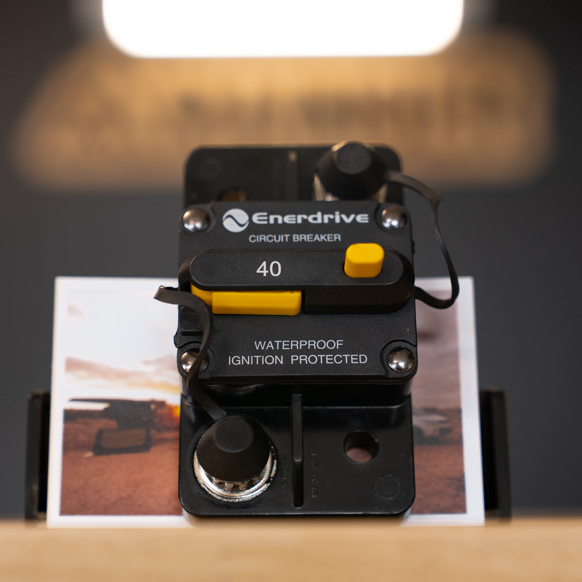 Enerdrive – Surface Mount Resettable Circuit Breaker 40A (5/16" / 8mm